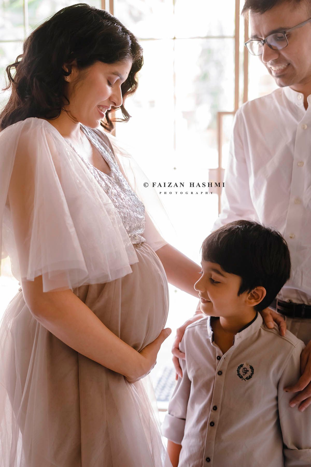 "Magnificent Maternity: Capturing Life's Beautiful Journey"